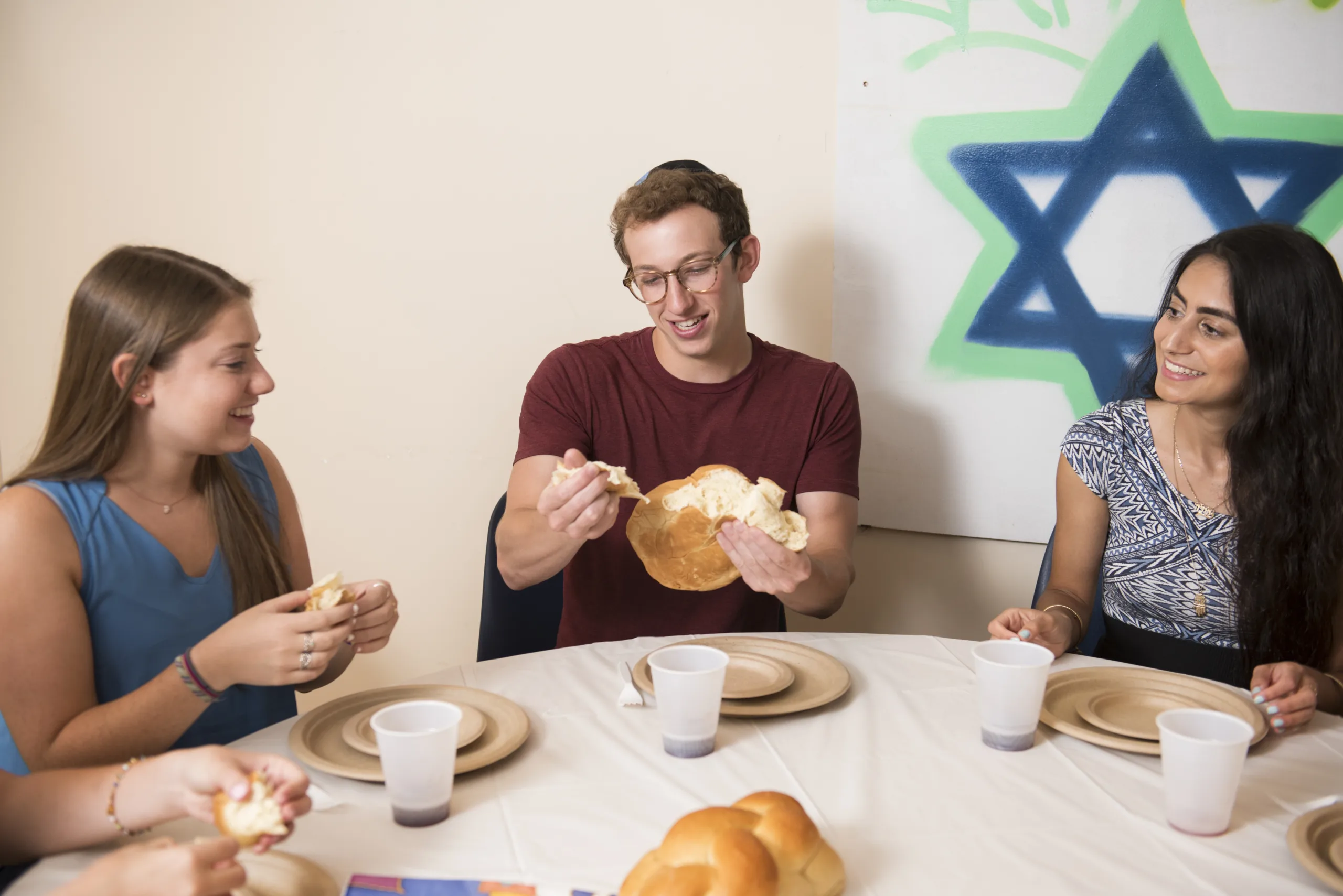 Shabbat Hosting Lab - Hillel International