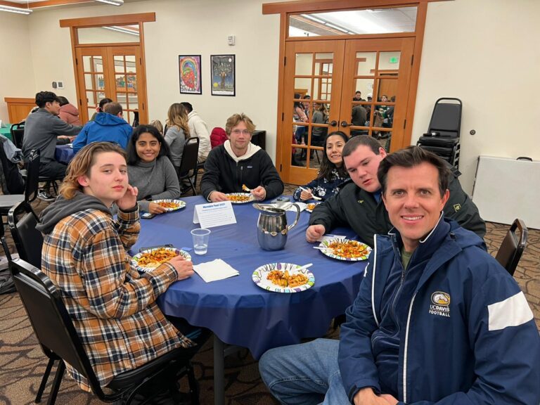 Celebrating Interfaith Connections with a Feast - Hillel International